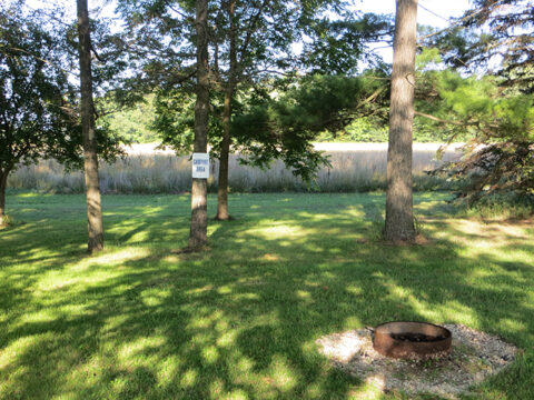 Reservations | Der Happy Hallow